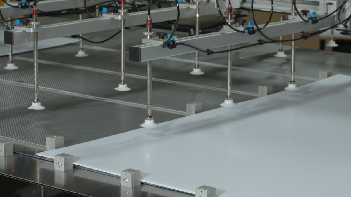 Underside Registration Transfer | Infinite Motion Control